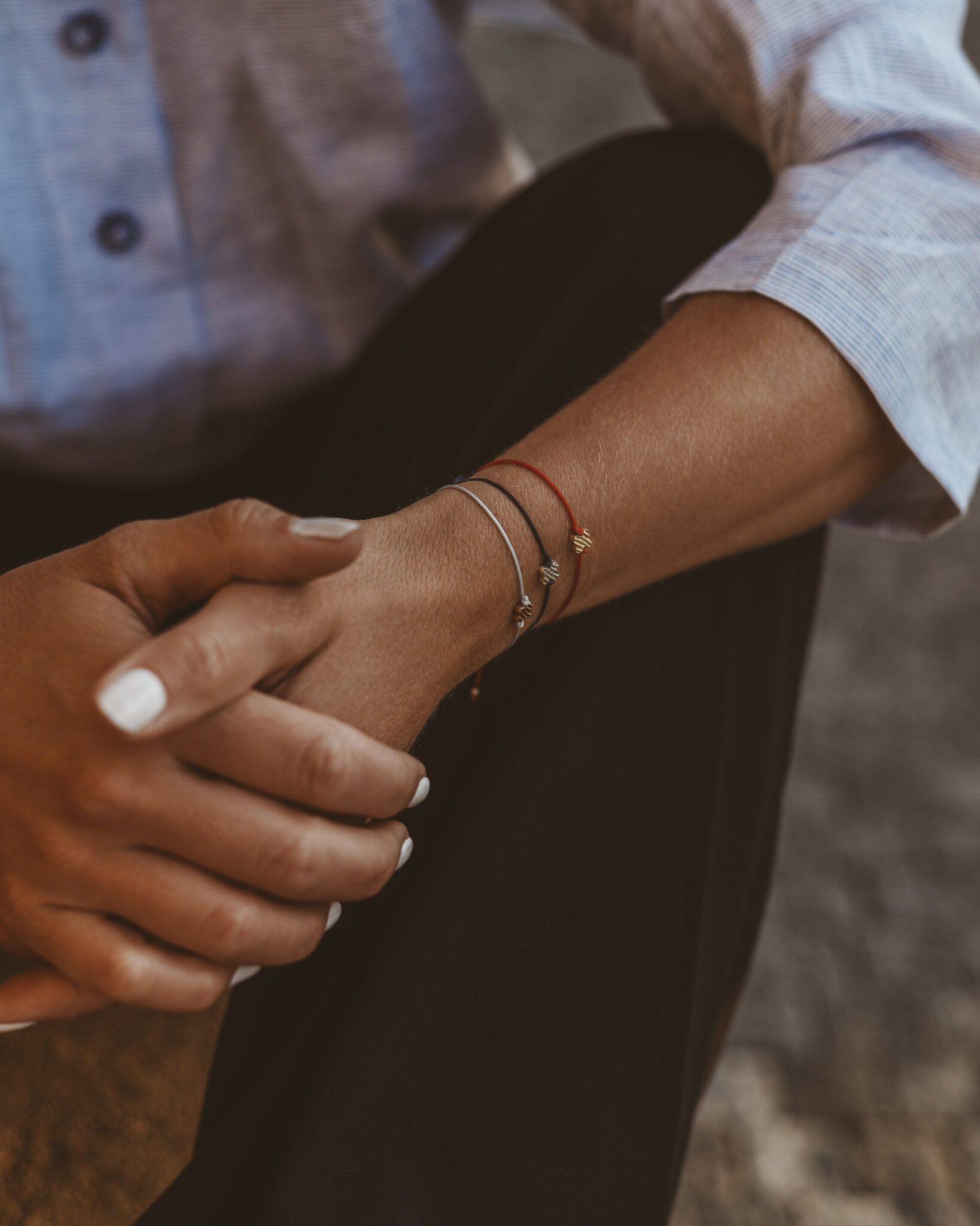 Šňůrkový náramek Čtyřlístek bílé zlato | VERA NOVAKOVA Jewellery